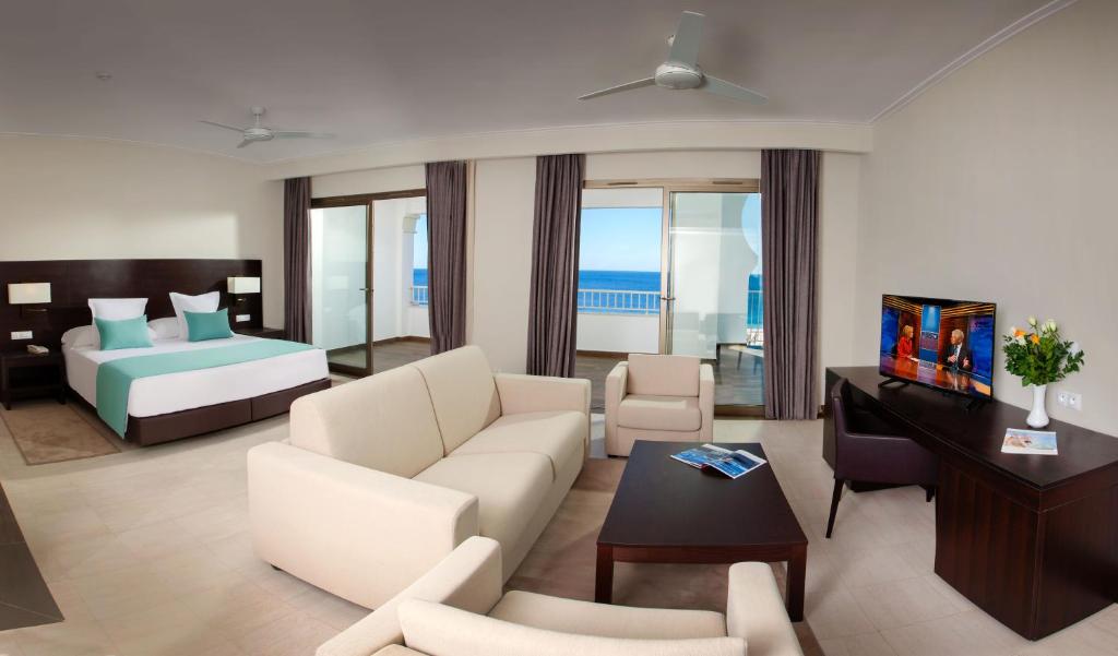 Concorde Green Park Palace